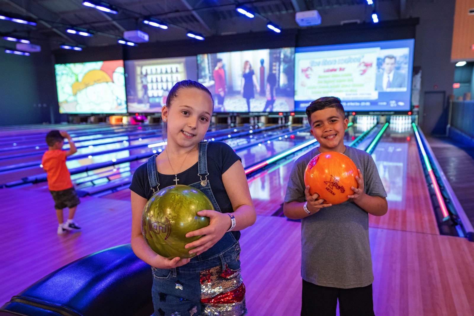 Bowling - Public & VIP Suites | The Funplex Mount Laurel