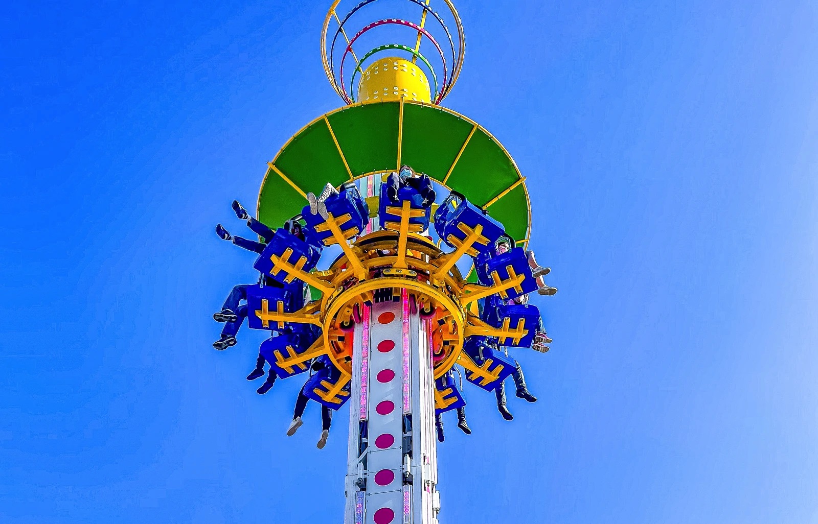 Outdoor Rides & Attractions | The Funplex Mount Laurel